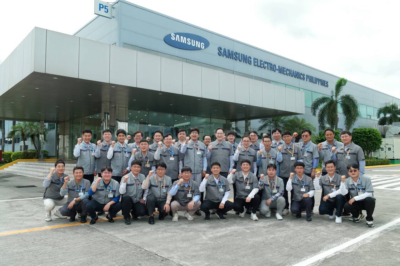 이재용 회장, MLCC 사업 '기회 선점' 강조...삼성전기 필리핀 사업장 방문